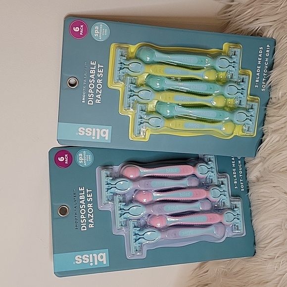 Bliss | Bath & Body | Bliss 2 Count Disposable Razor Set | Poshmark